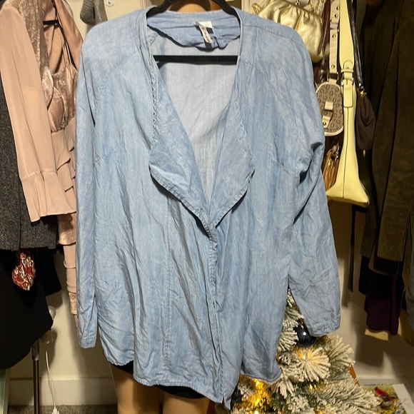 swish | Jackets & Coats | The Shacket Is Denim And Ladies It Has ...